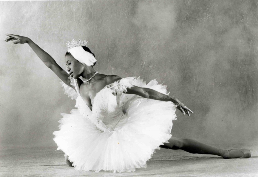 USA – LES DANSEUSES DE BALLET NOIRES - Black Square
