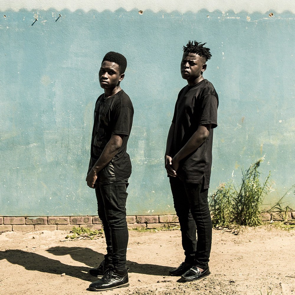Distruction-Boyz – Black Square